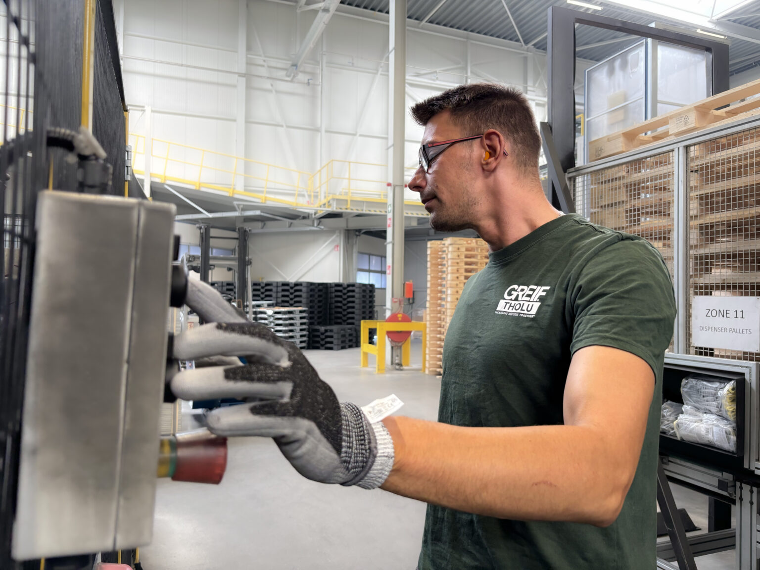 Greif Tholu B.V. - Greif